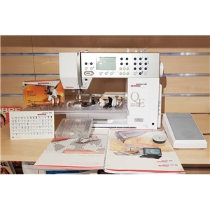 Bernina Aurora 440 QE - Begagnade Symaskiner - Symaskinsexperten